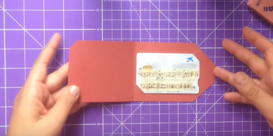 Como Envolver Una Tarjeta De Regalo Scrapbookings